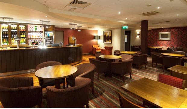 Premier Inn Bath Road | Budget Hotel Close To Terminals 1,2 and 3